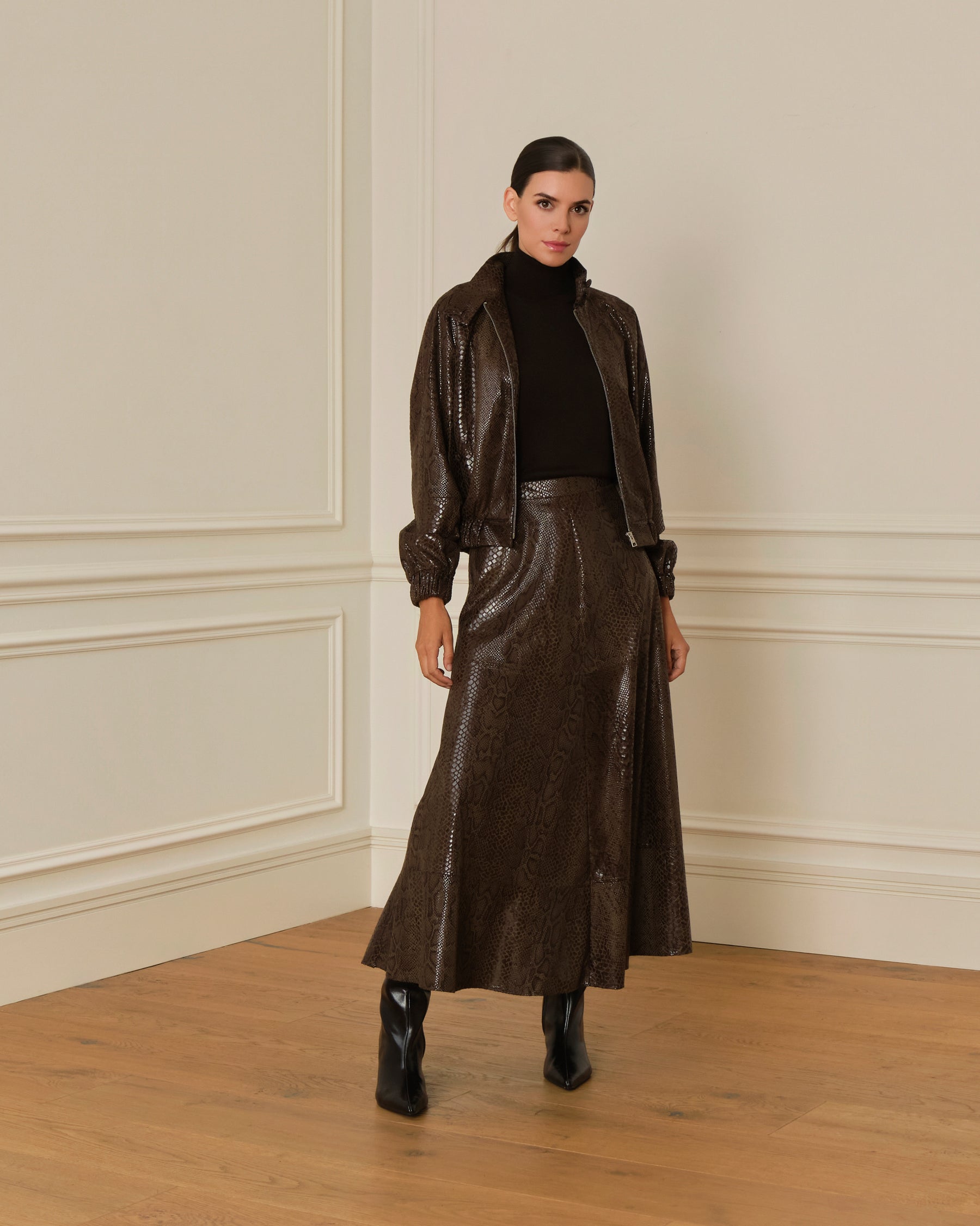 NUEVA COLECCIÓN - JUAN AVELLANEDA x SEEIOU